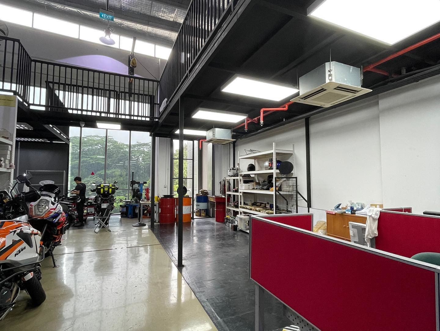 Bright Lights For Big Bikes – TRAXX Motor